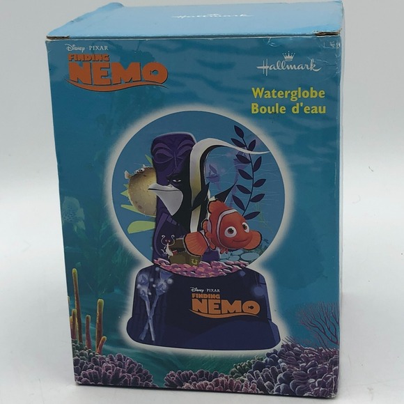 Hallmark | Holiday | Disney Pixar Finding Nemo Snow Water Globe Tank ...